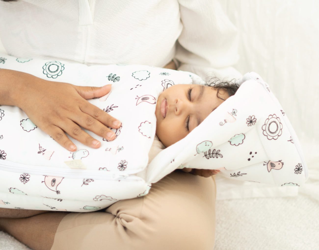 Muslin Sleepsuits And Baby Thottil for a Perfect Bedtime Routine